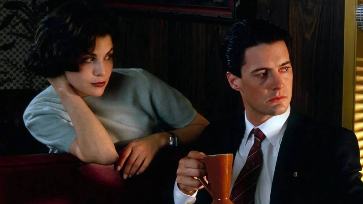 'Psych's "Dual Spires" Is an Essential 'Twin Peaks' Tribute