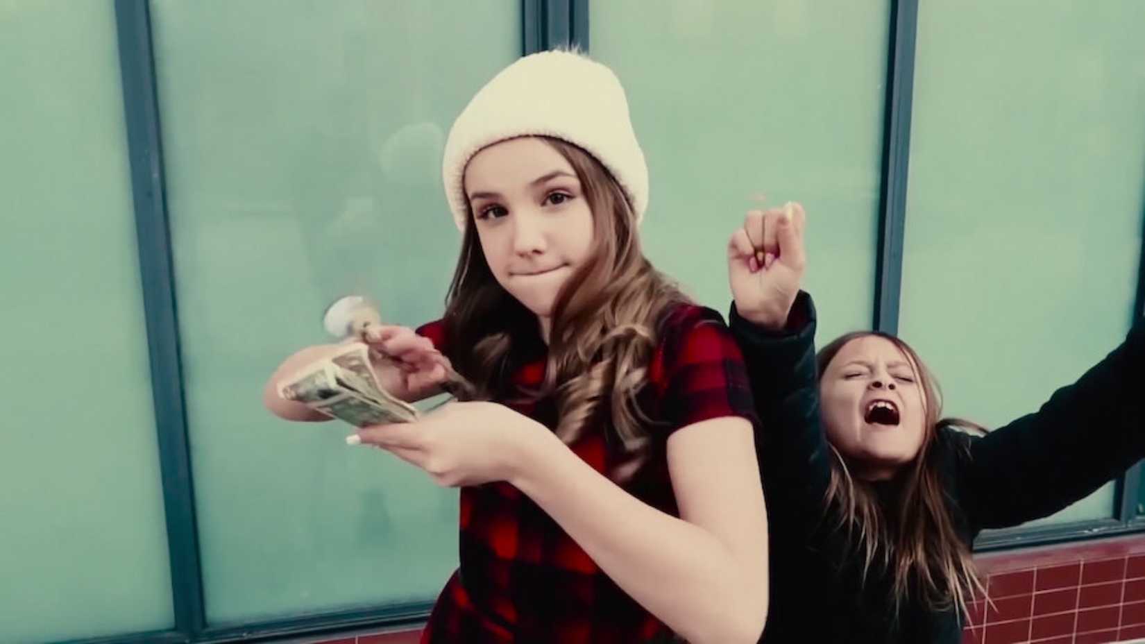 Netflix's 'Bad Influence: The Dark Side of Kidfluencing' Docuseries ...