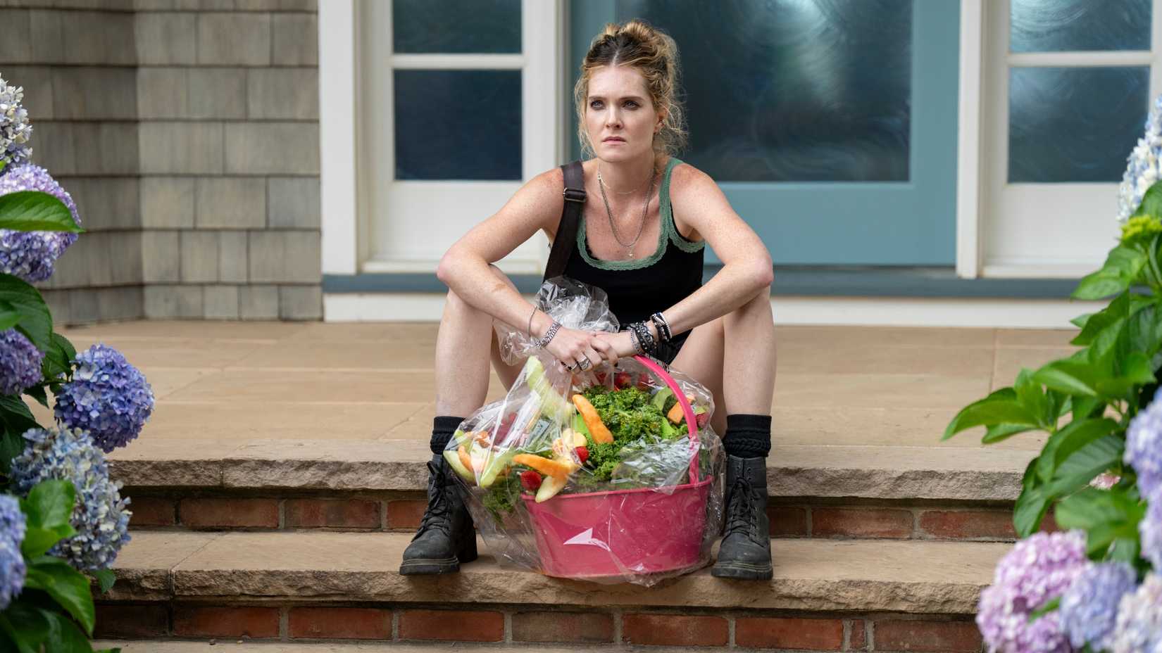 Netflix's Newest Dark Comedy 'Sirens' Lands Impressive Rotten Tomatoes ...