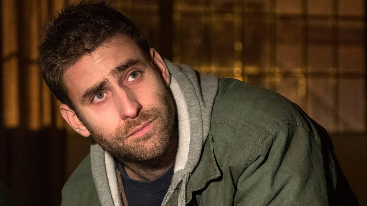 Oliver Jackson-Cohen Says 'Hill House' Was Mike Flanagan's "Baby"
