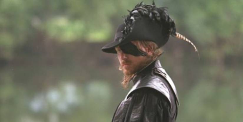 Tim Roth Stabbed Liam Neeson While Filming 'Rob Roy'