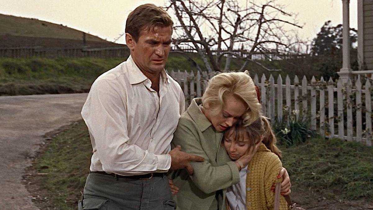 Veronica Cartwright Talks Shooting 'The Birds' With Alfred Hitchcock