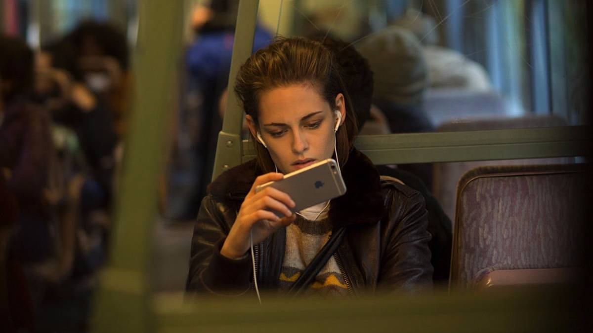 Kristen Stewart Horror Film 'Personal Shopper' Set To Stream for Free ...