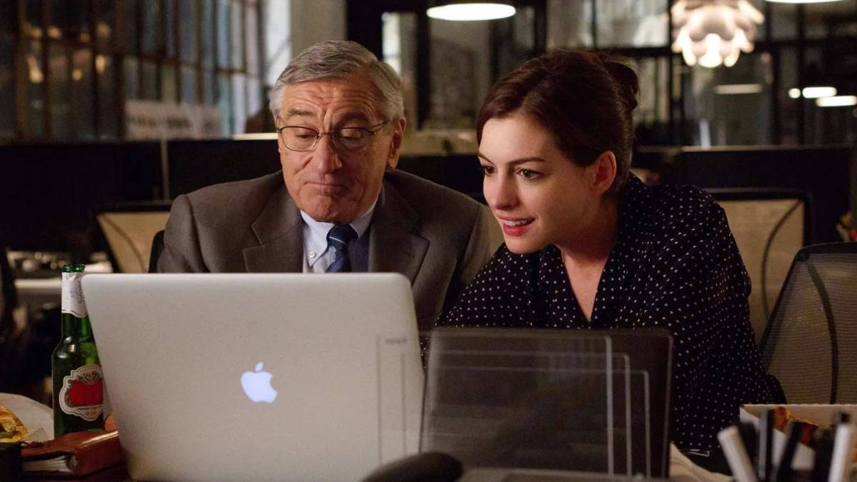 Robert De Niro's 2015 Comedy Drama 'The Intern' Heads To Netflix