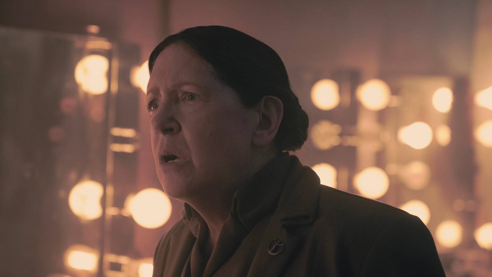 'The Testaments' Cast & Characters - Who's Who in 'The Handmaid's Tale ...