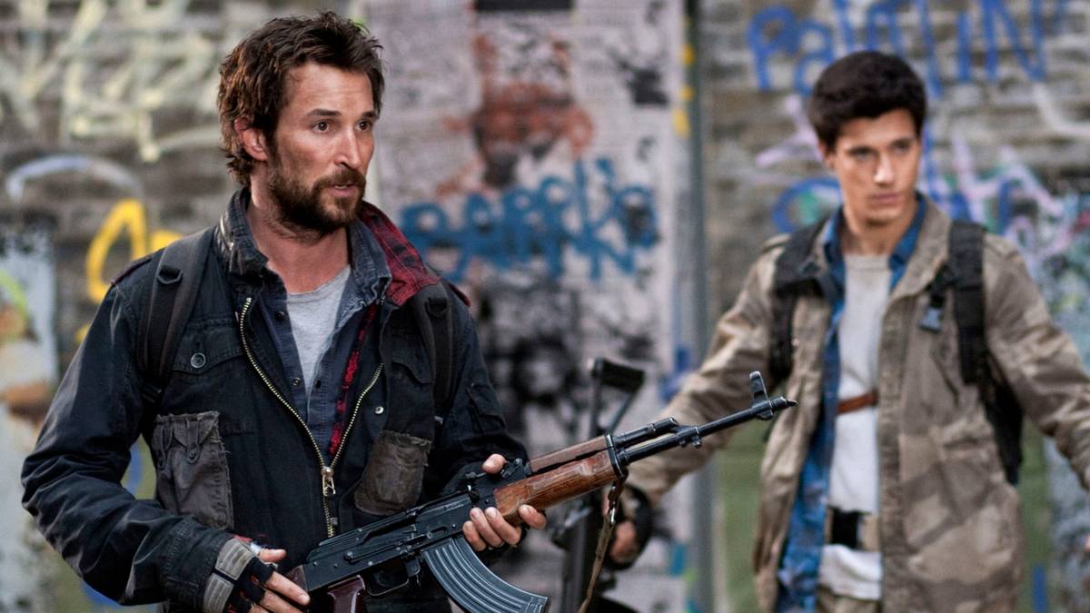 Love Apple TV+'s 'Invasion'? Try Steven Spielberg's 'Falling Skies' Next
