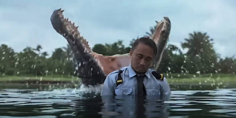 "Messed-Up 'Jurassic Park 3' Meets 'Cocaine Bear'" Horror Movie Chomps ...