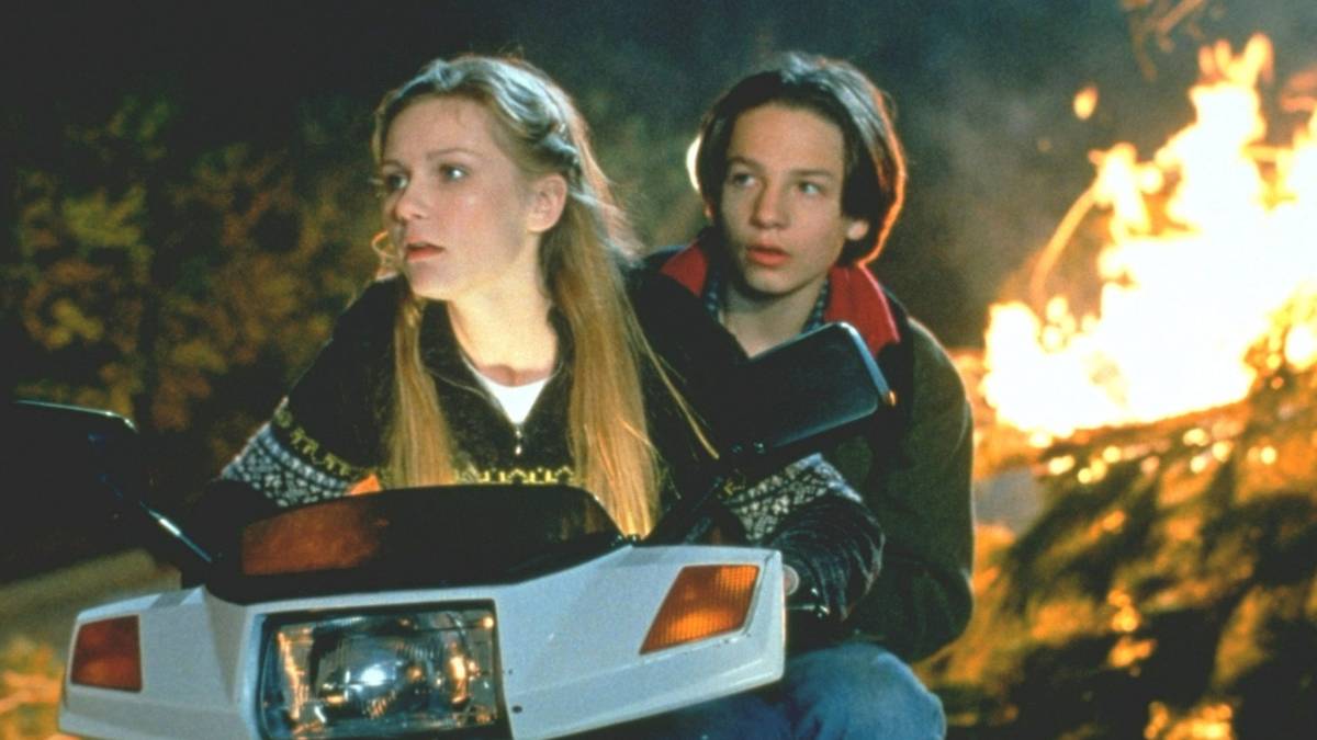 Paramount+ Adds the Divisive '90s Cult Classic 'Small Soldiers' to ...