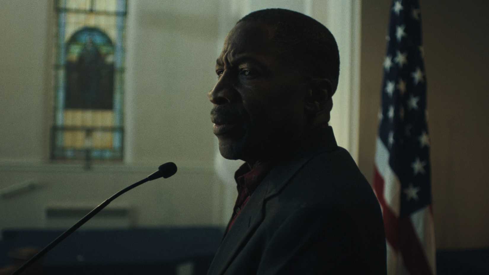 'Bang Bang' Review: Tim Blake Nelson Pulls No Punches in Boxing Drama