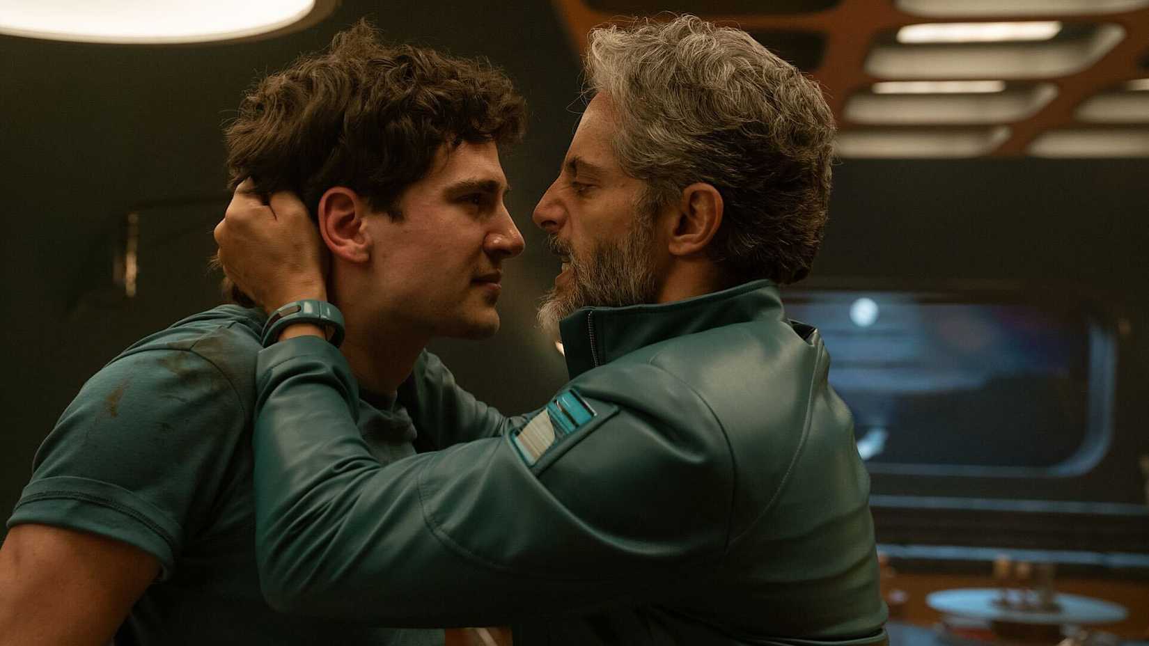 Netflix's New #1 Series is a "Bargain Bin Apocalypse" With a Dystopian ...