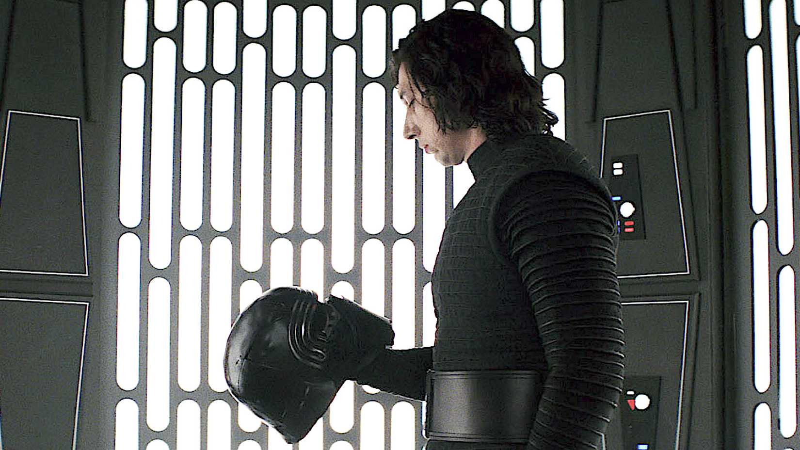 Steven Soderbergh Says Ben Solo Movie Still Isn't Happening After 'Star ...