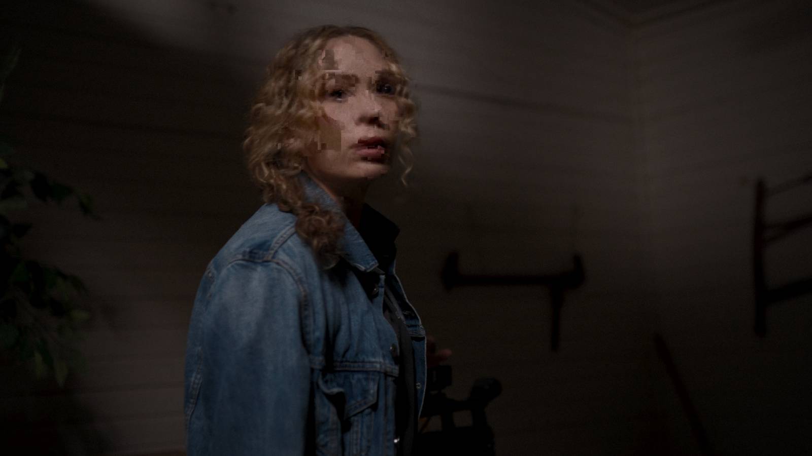 'Man Finds Tape' Review: The Most Surprising Found-Footage Horror Movie ...