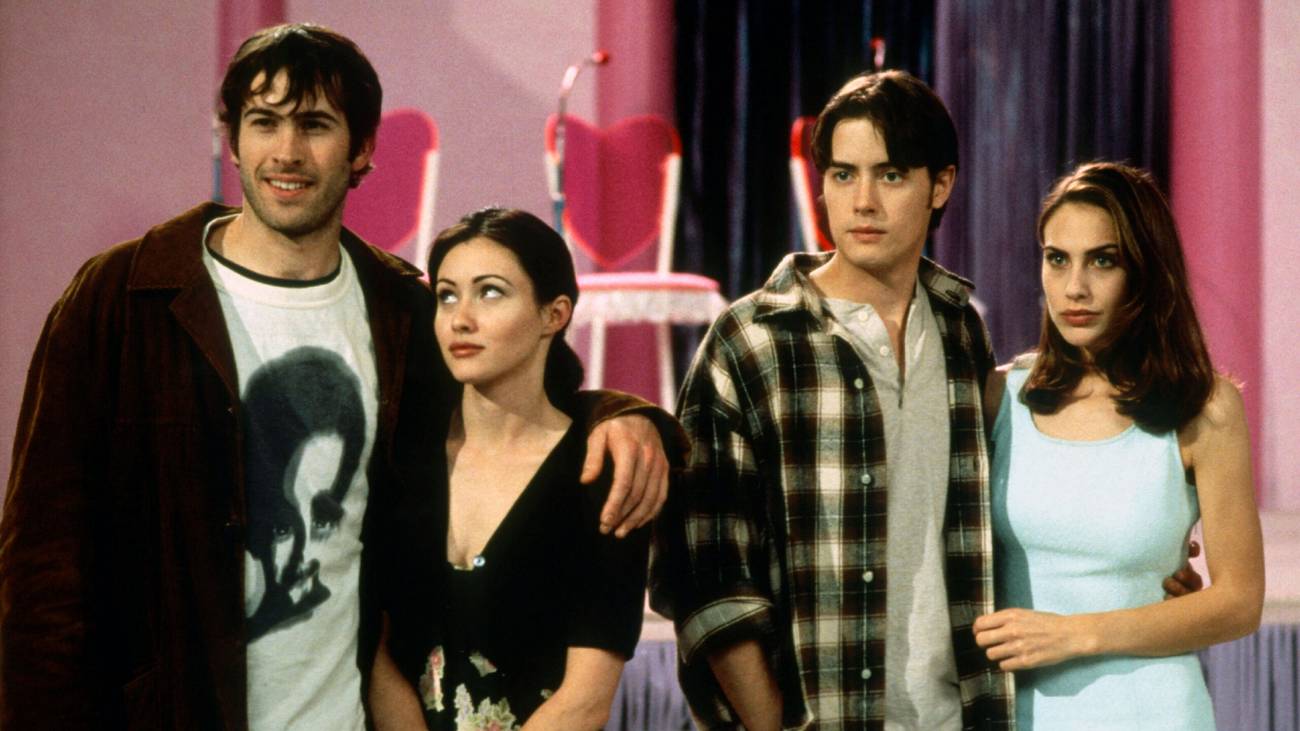 Kevin Smith Is Just Trying To Stay Relevant: "Nostalgia Is a Powerful F ...