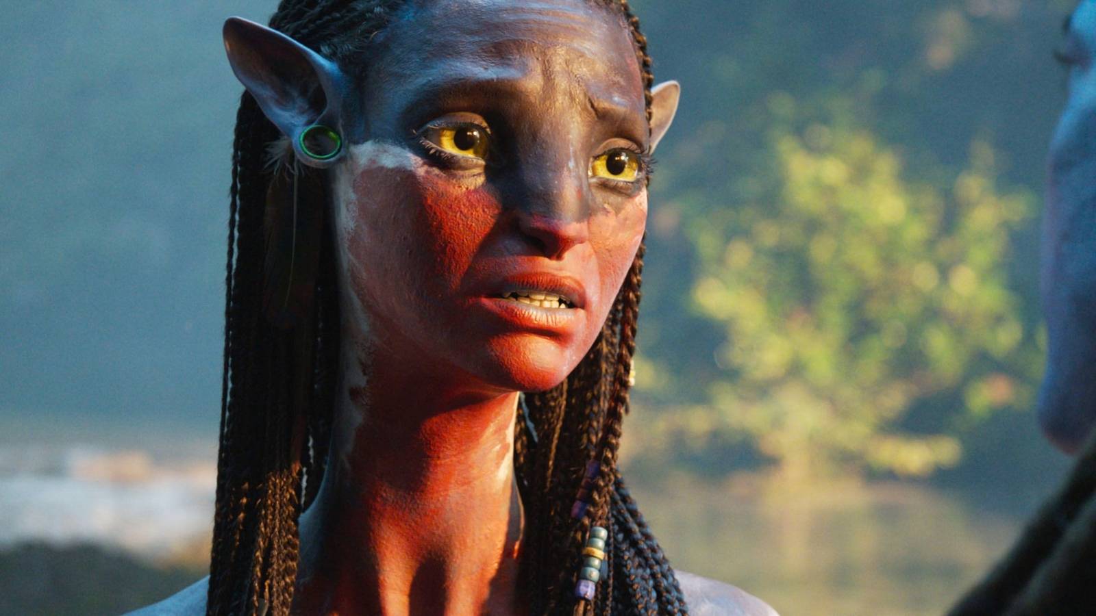 'Avatar: Fire & Ash' Director Explains Neytiri and Ash People ...