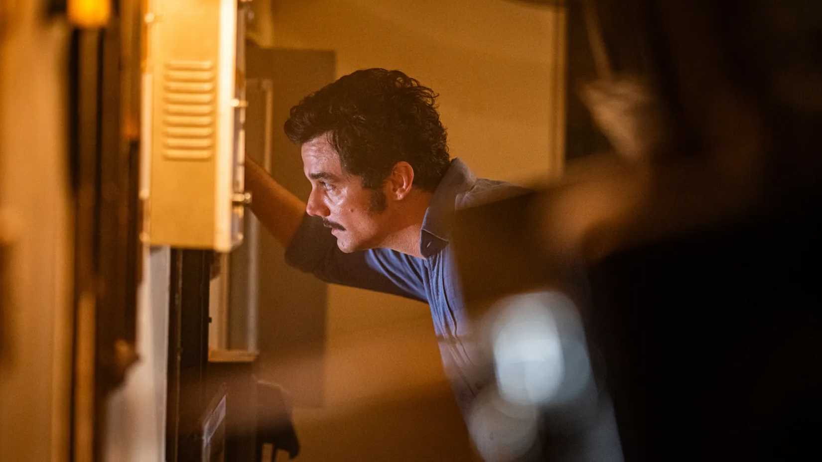 'The Secret Agent' Review: The Dense, Sociopolitical Tale the Cinematic ...