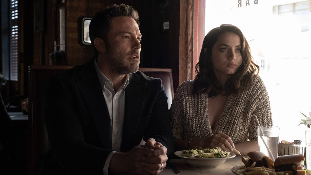 Ben Affleck and Ana de Armas Erotic Thriller 'Deep Water' Is Worth ...