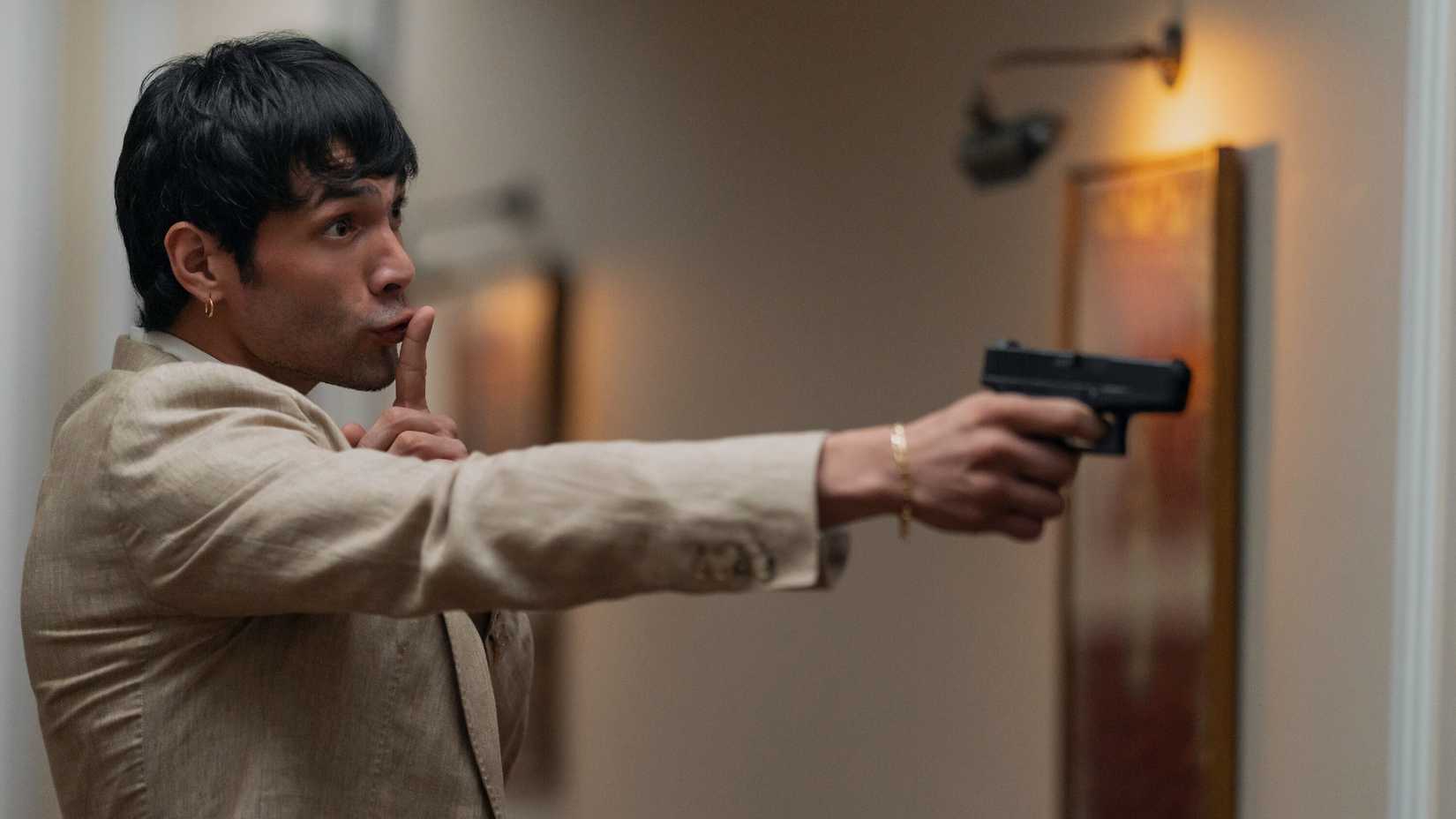 'The Night Manager' Season 2 Review: Tom Hiddleston Returns for a ...