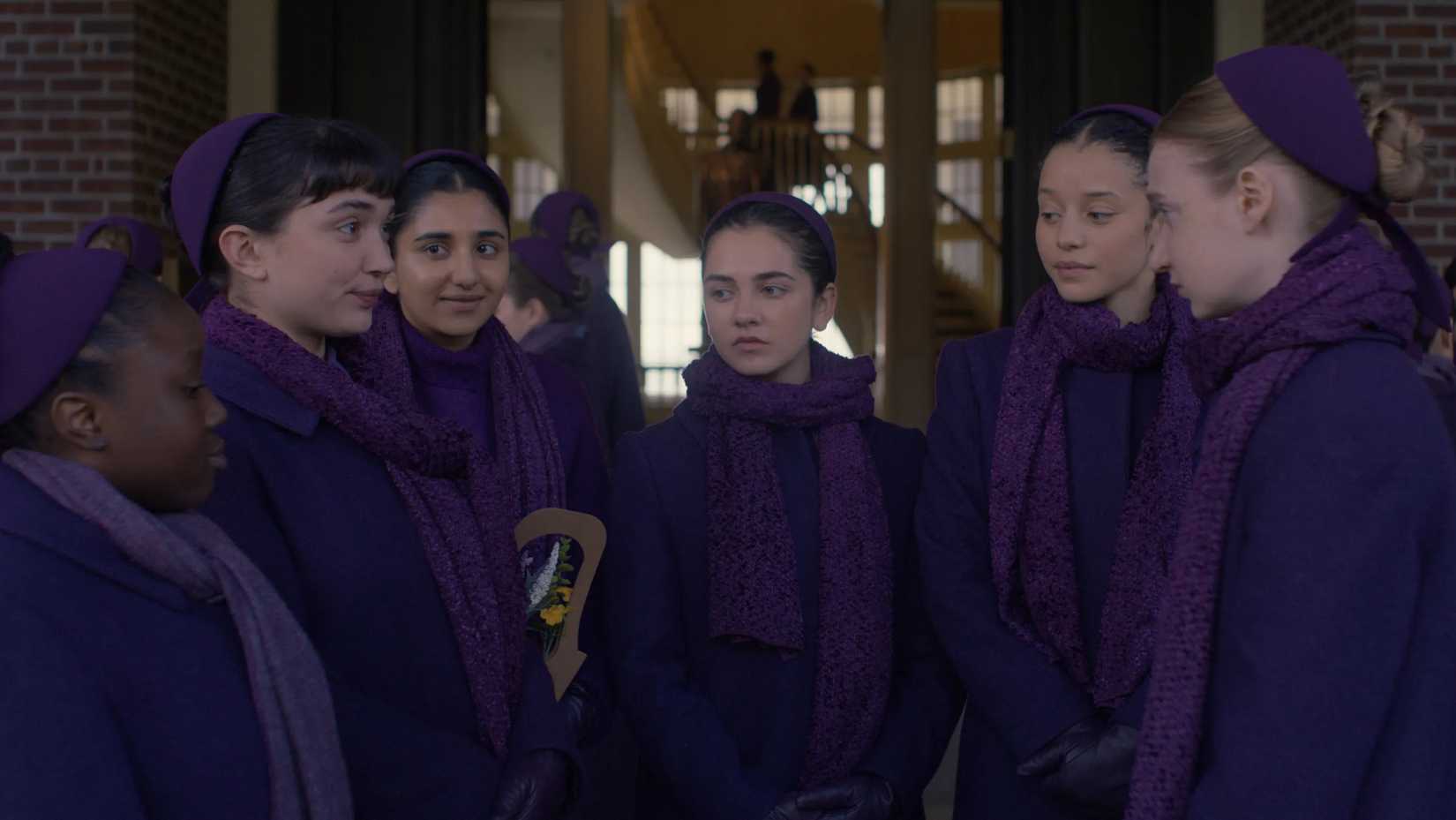 'The Testaments' Cast & Characters - Who's Who in 'The Handmaid's Tale ...