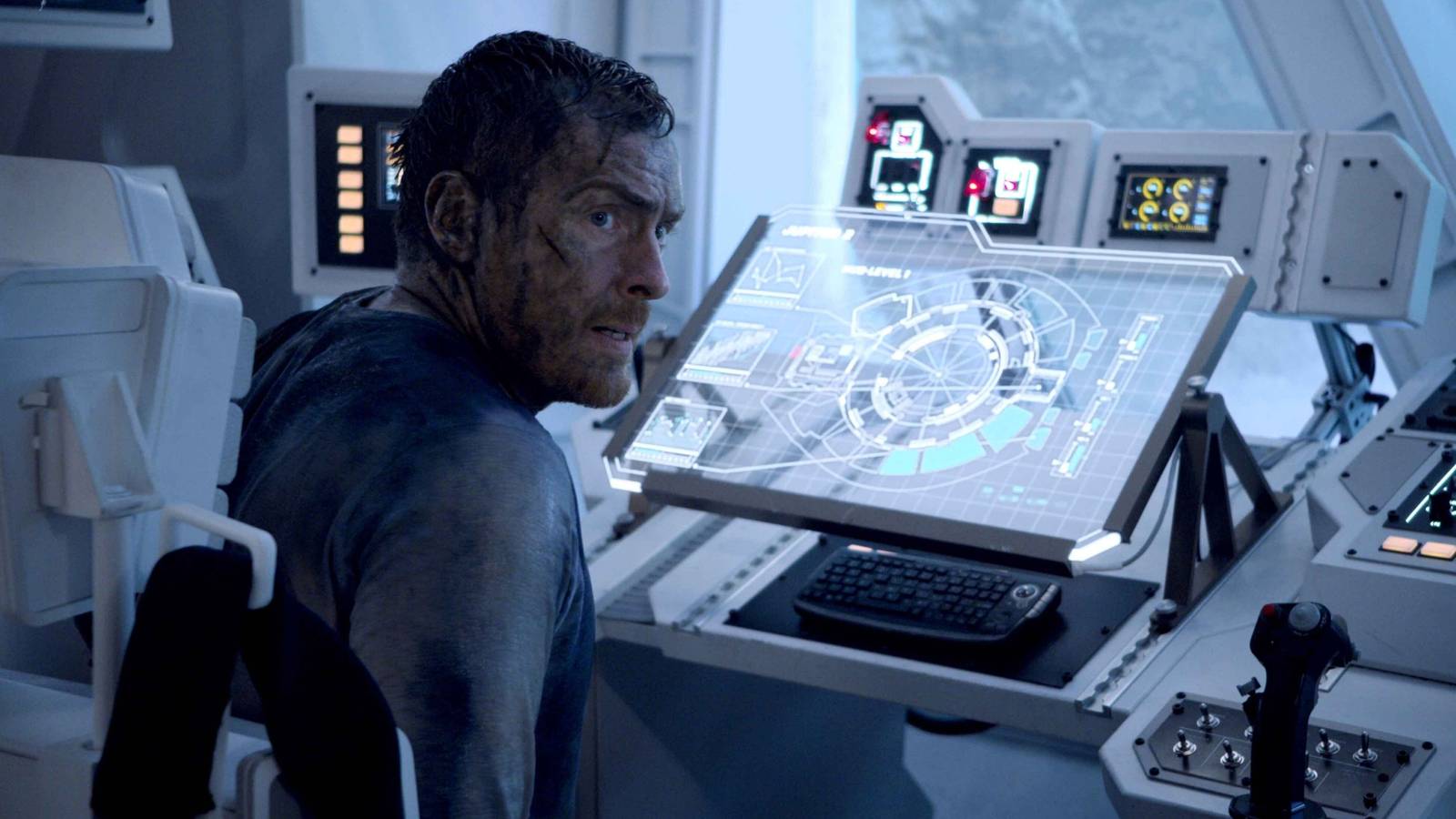 Netflix's 3-Season Hard Sci-Fi 'Lost in Space' Remains the Best Reboot ...