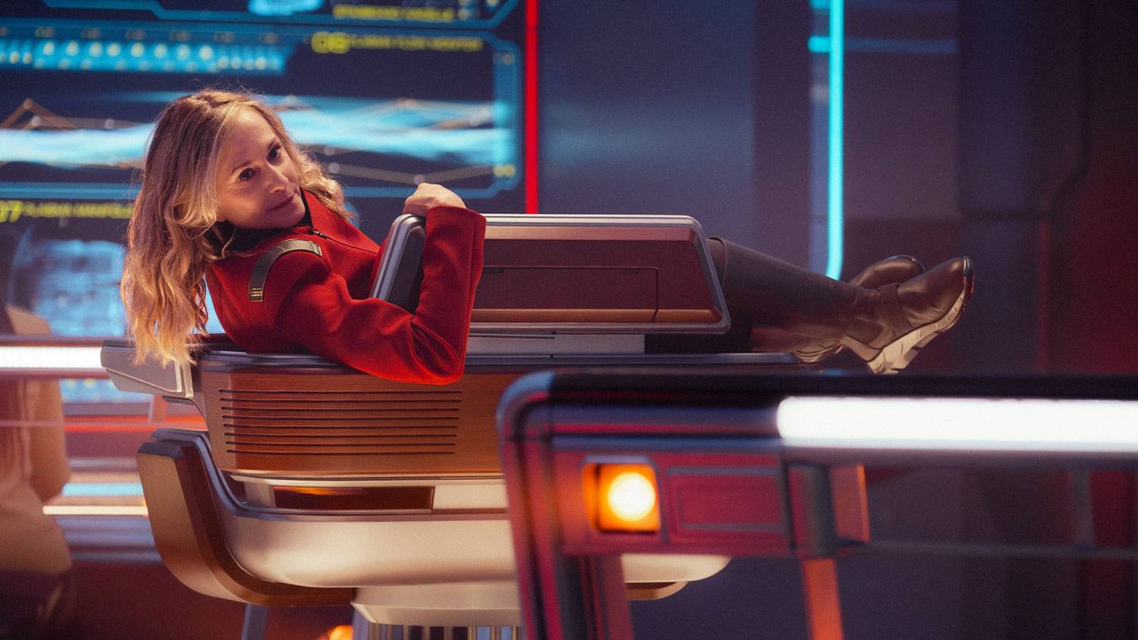 'Star Trek: Starfleet Academy's Nahla Ake Controversy Is Actually Genius