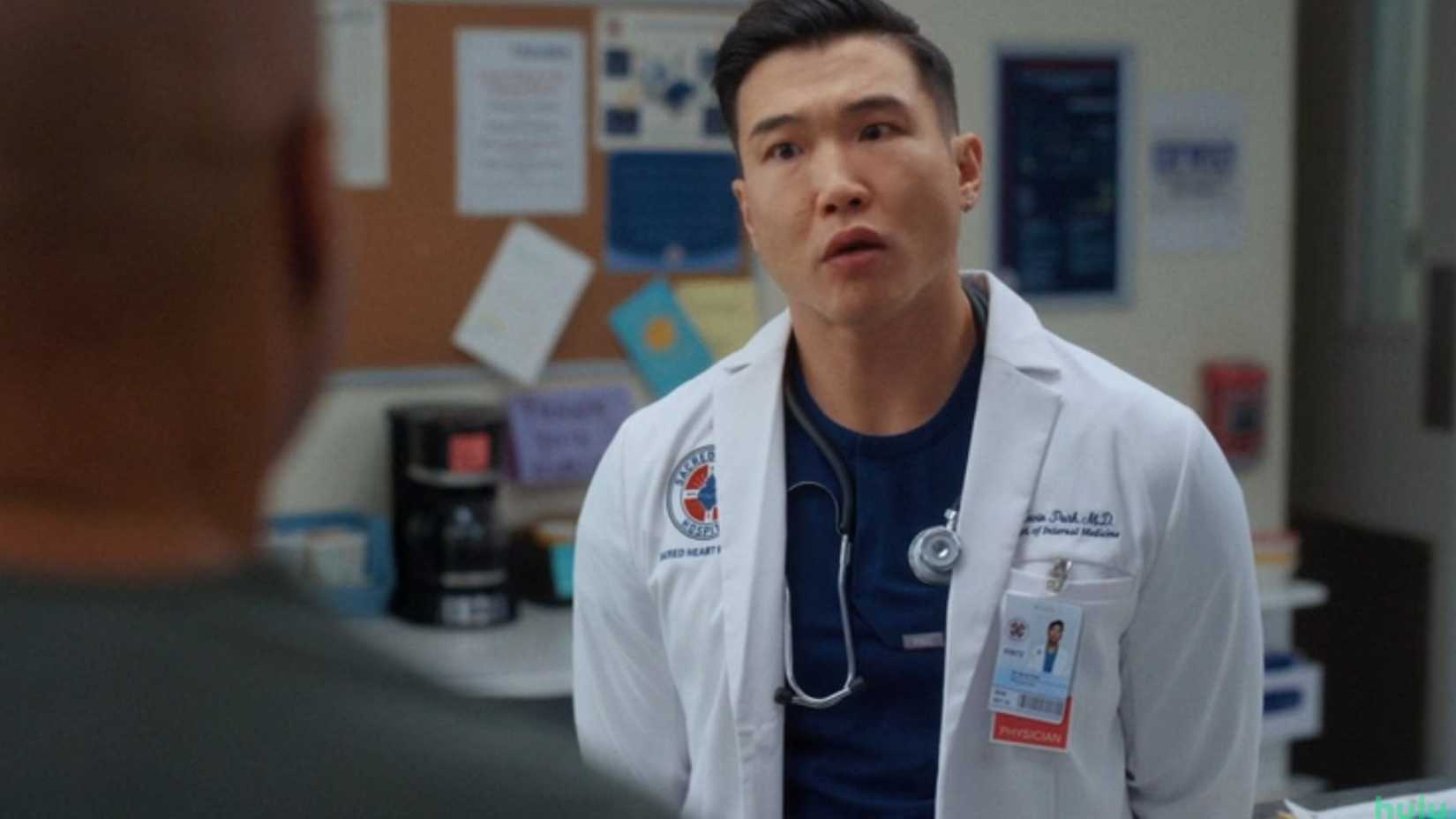 Dr. Park Being Friends With Turk Is the 'Scrubs' Revival's Biggest ...