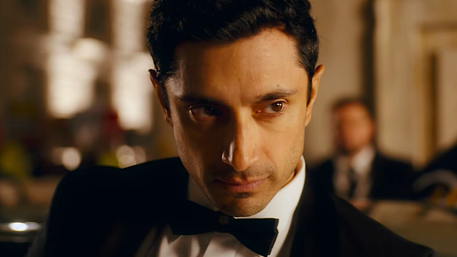 Prime Video's New James Bond-Related Comedy 'Bait' Debuts With 100% on ...
