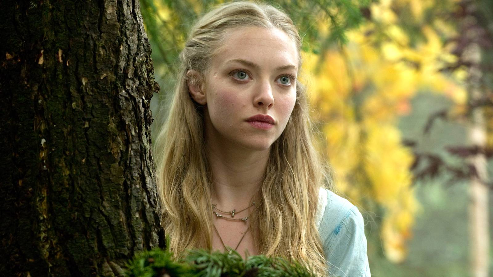 Amanda Seyfried Cast as Cinderella in Netflix's 'Steps'
