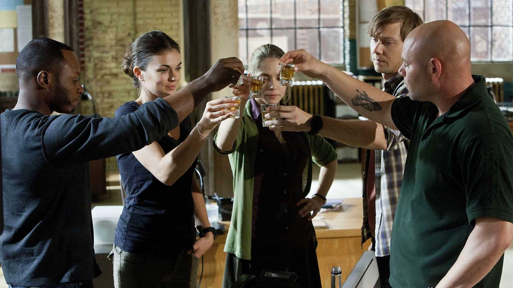 TV Shows With Intricate Plots Like Prison Break