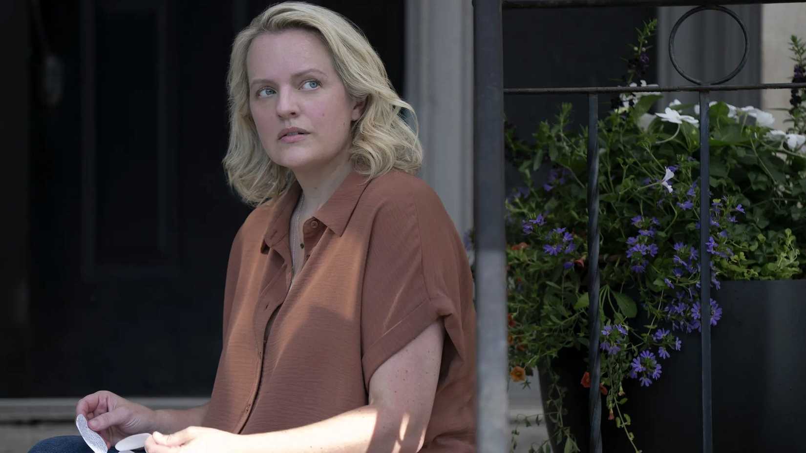 Elisabeth Moss Says June's 'The Testaments' Return Was Years in the Making