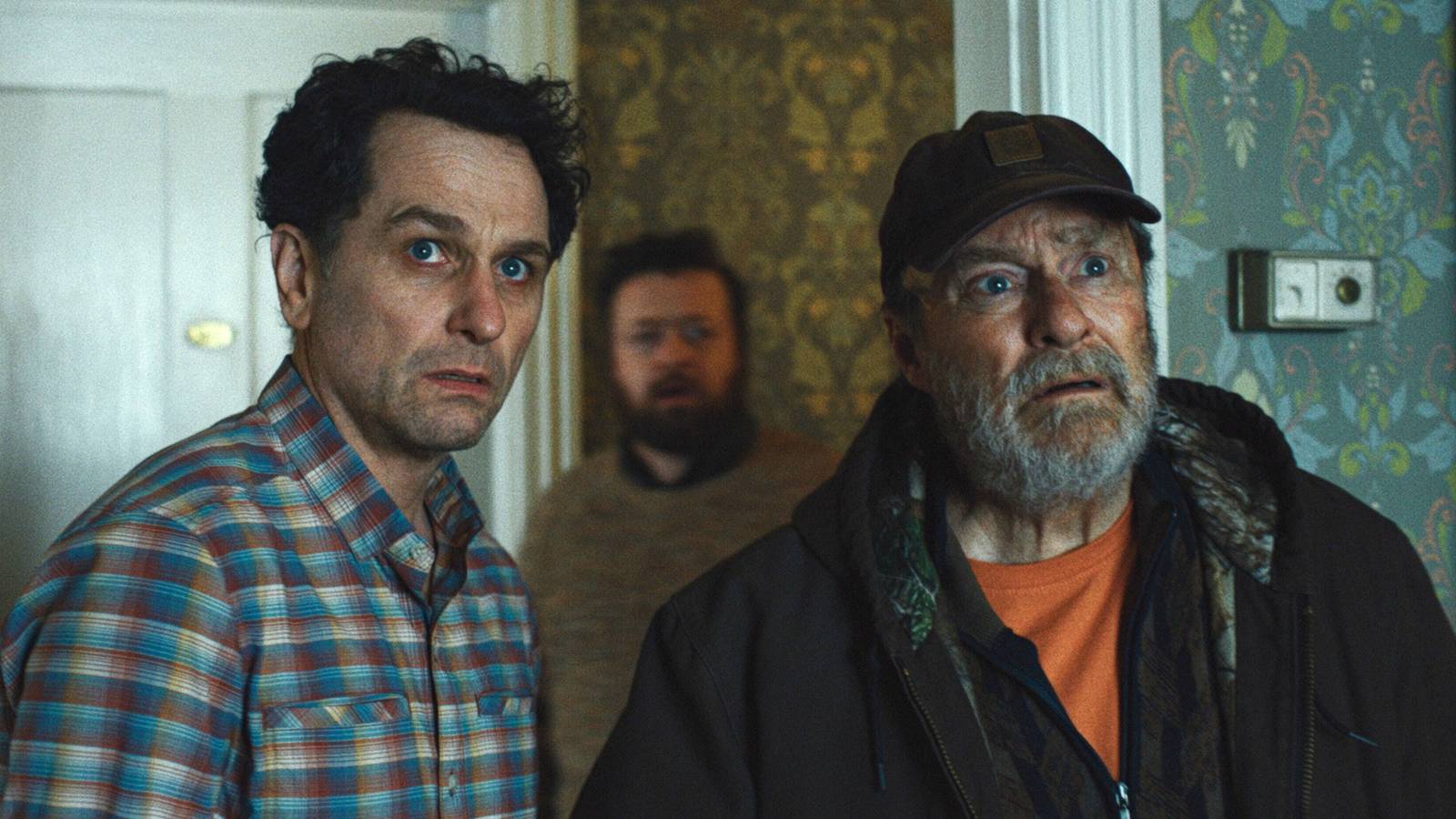 Apple TV's Stephen King-Esque Horror Comedy 'Widow's Bay' Conquers ...