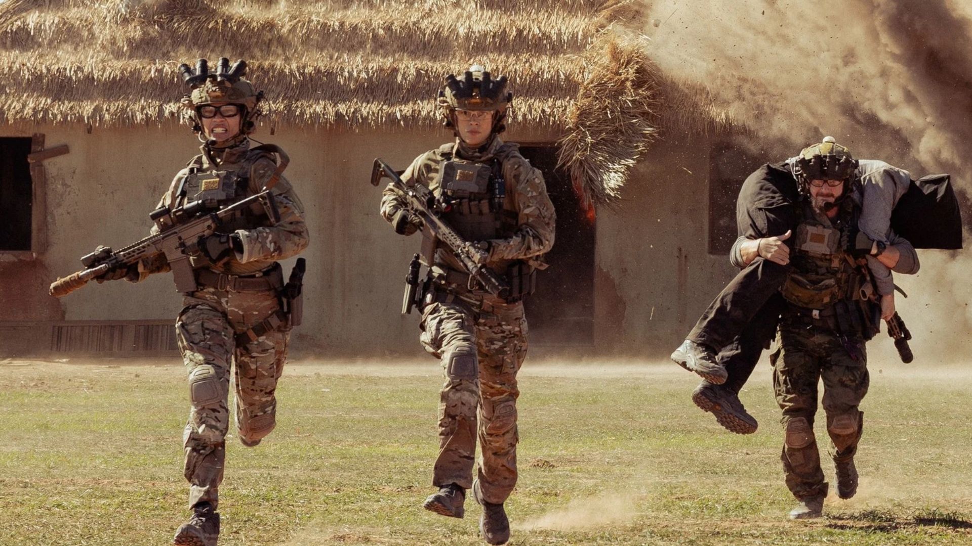 Taylor Sheridan's Hit Action Thriller 'Lioness' Returns in First Season ...