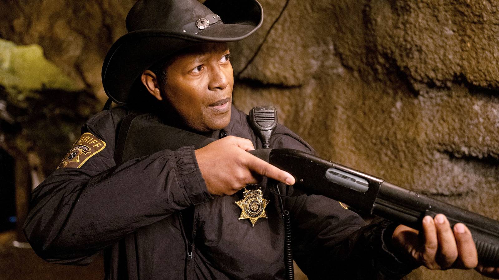 Netflix Adds Near-Perfect 4-Part Sci-Fi Series Following Shocking ...