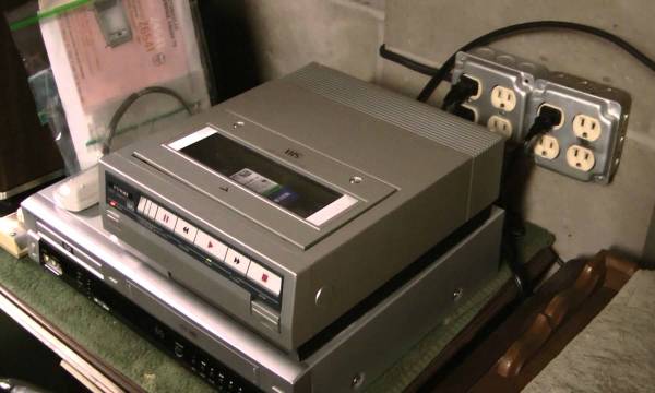 9 Things You'll Miss About the VCR