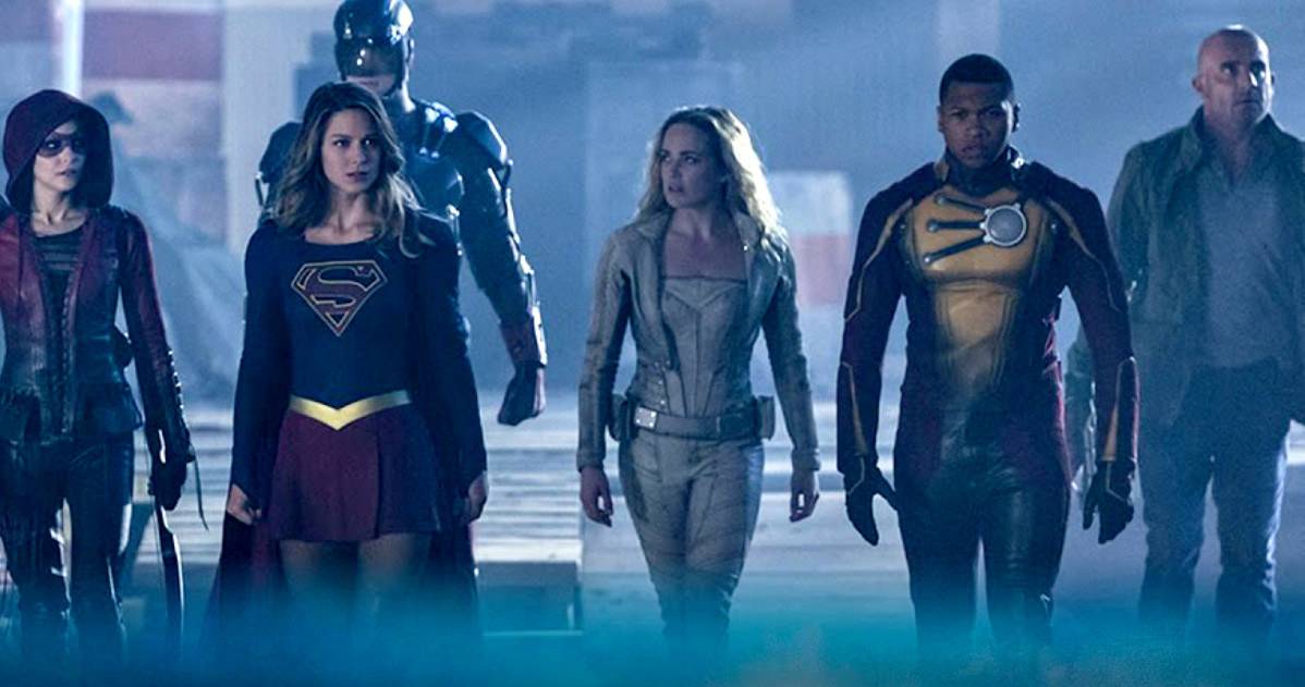The CW Heroes Vs Aliens in Arrowverse Extended Crossover Trailer