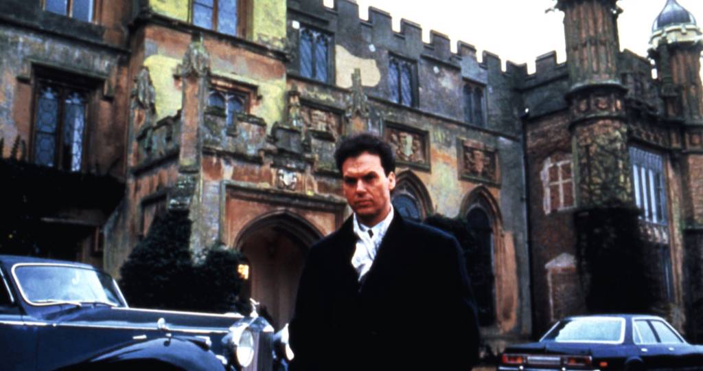 The Flash Movie Set Photos Return to Michael Keaton's Batman Mansion