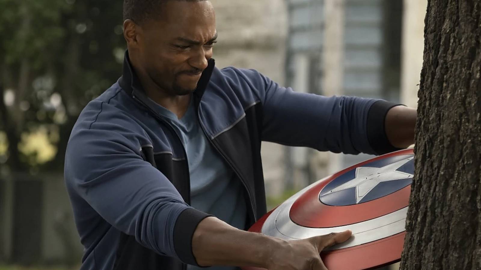 Falcon Has Captain America's Shield, But Is Anthony Mackie Ready to ...