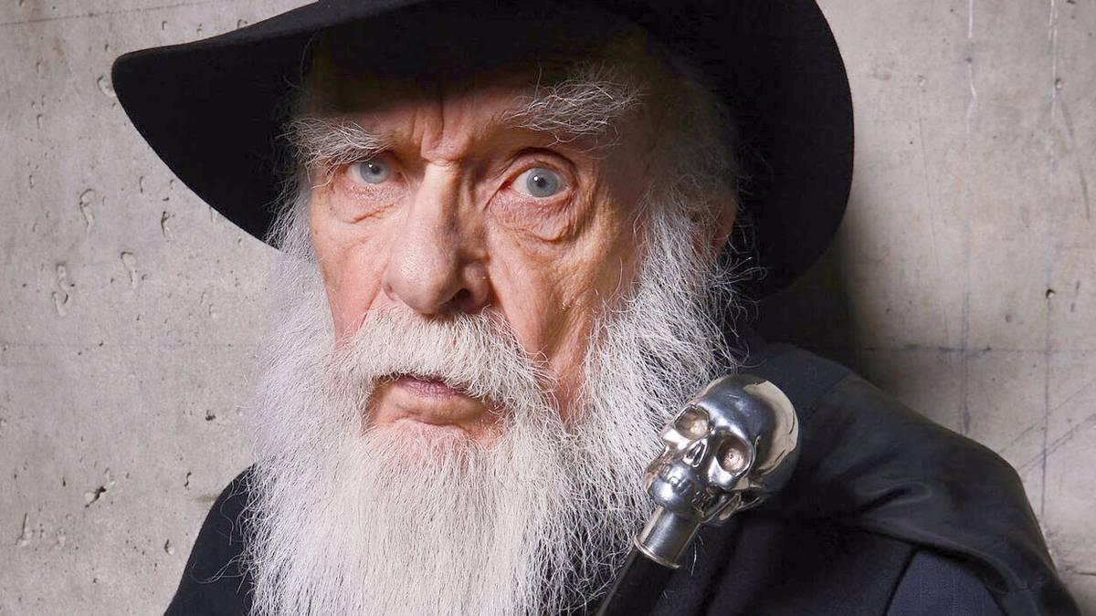 The Amazing Randi Dies, Legendary Magician James Randi Was 92
