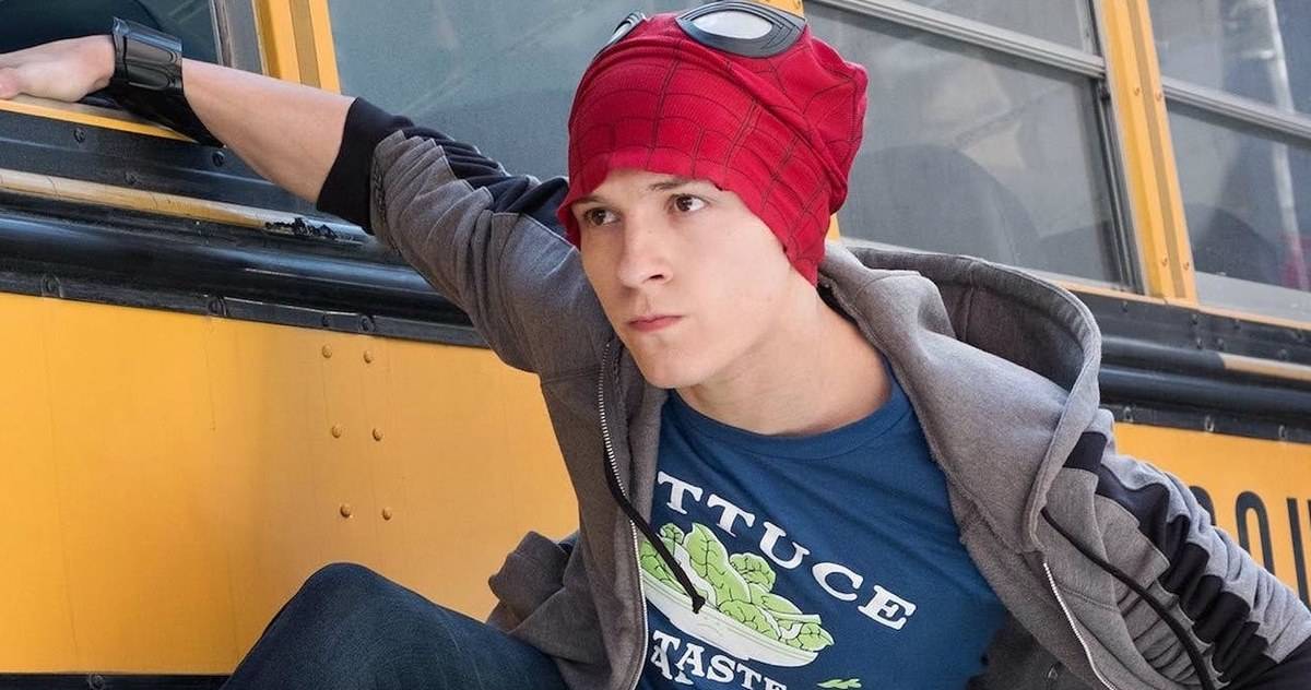Spider-Man Swings Into Action in First Infinity War Clip