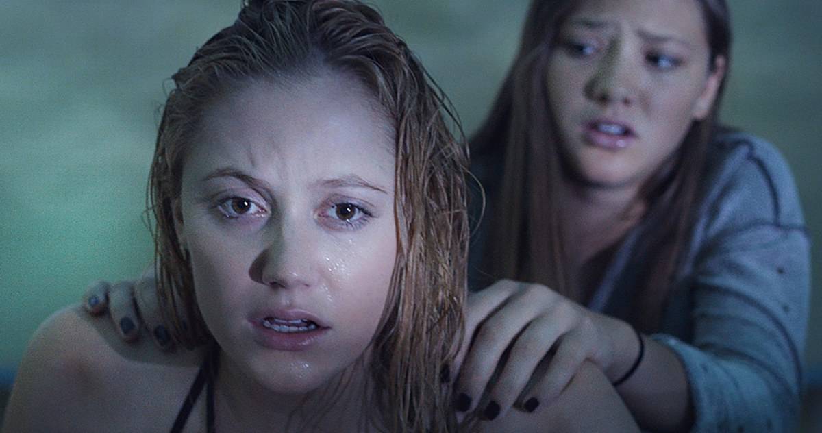It Follows Trailer Unleashes a New Kind of Horror
