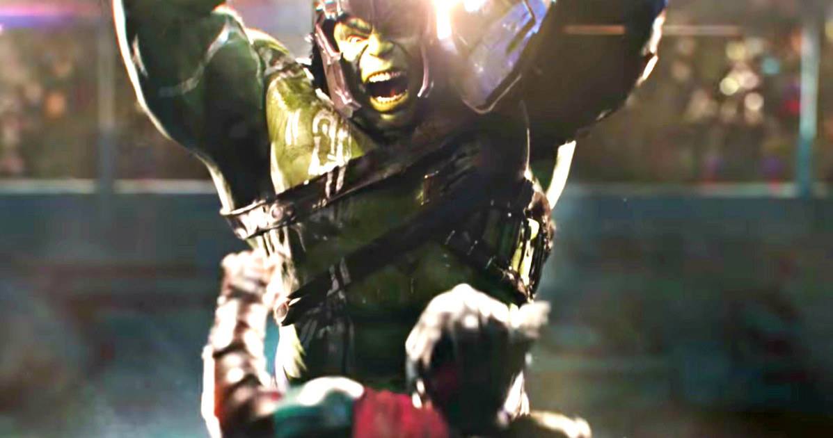 Thor Fights Gladiator Hulk in New Ragnarok Footage
