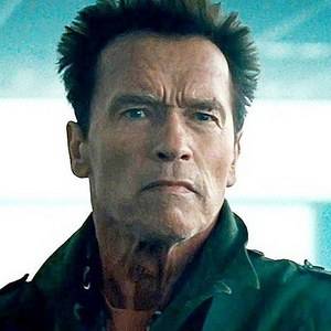 The Expendables 2 'Smart Car' Clip