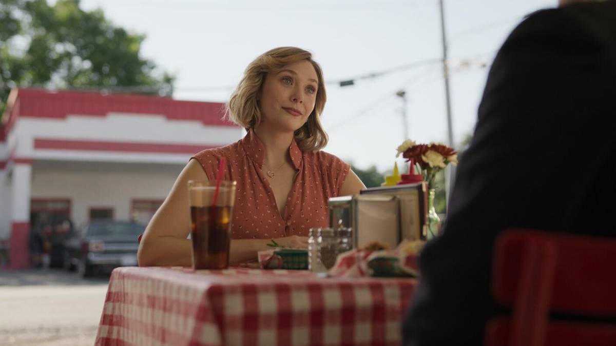 Love & Death First Look Images Reveal Elizabeth Olsen as Murderer Candy Montgomery