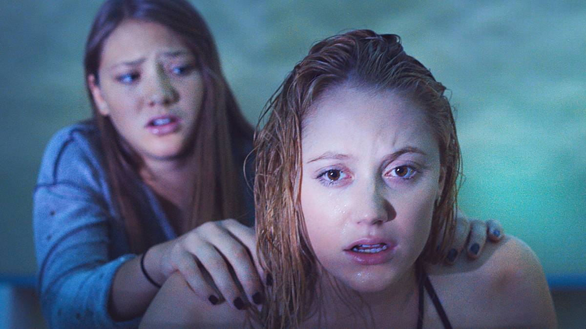 If It Follows 2 Happens, Maika Monroe Definitely Wants to Be There