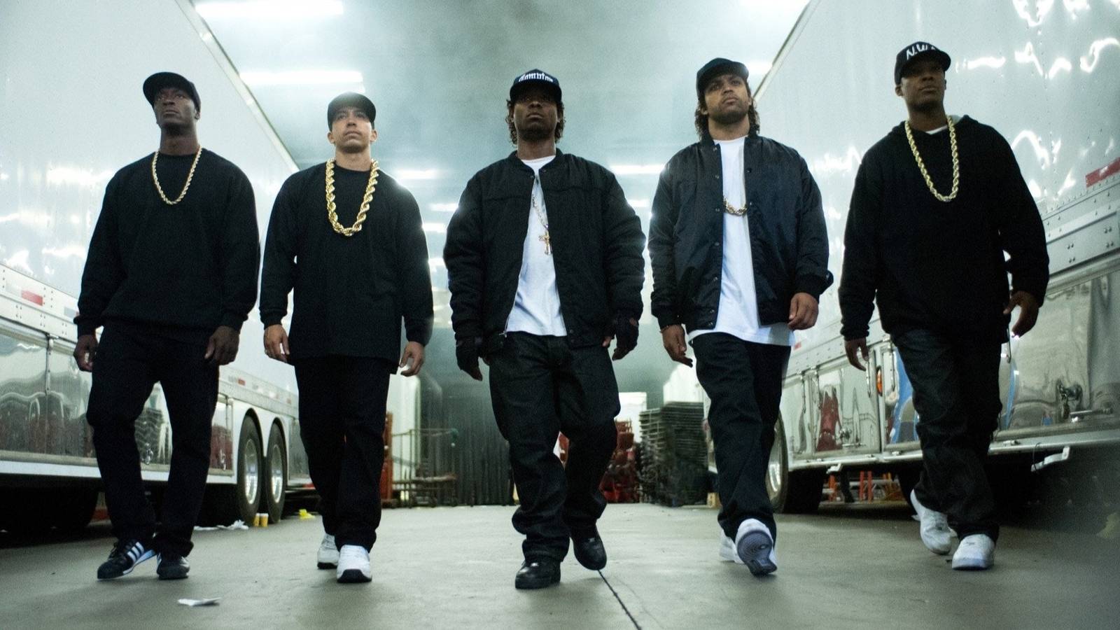 Straight Outta Compton Announces 2015 Release Date with First Cast Photo