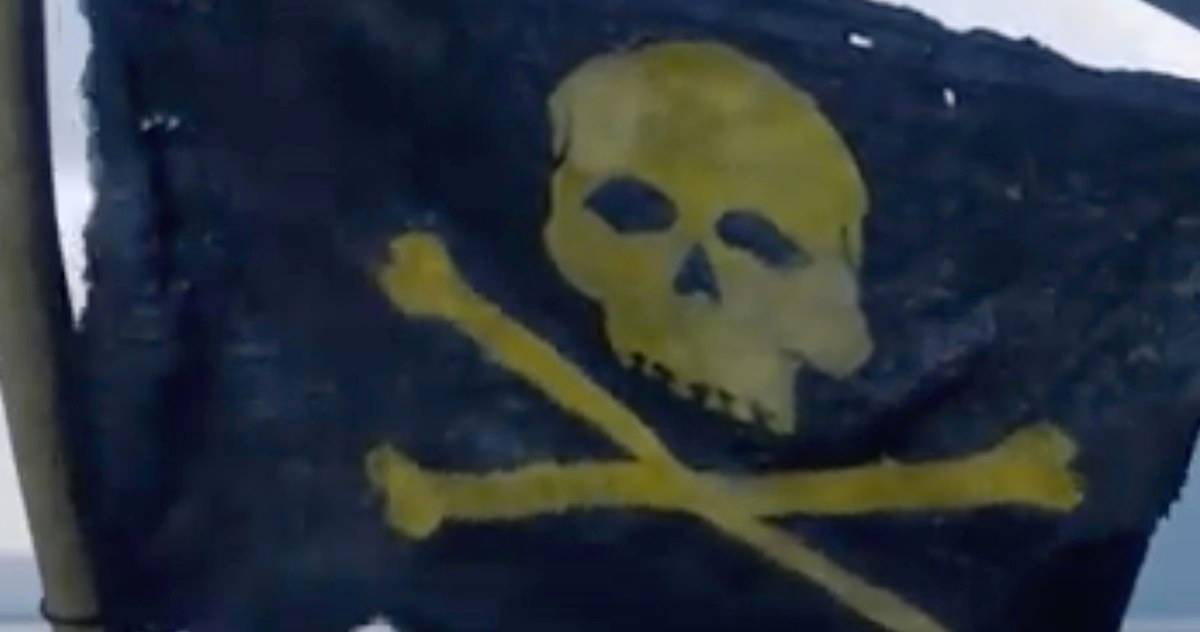 3 Watchmen Teasers Bring the Promise of Pirates, Mars and a New America