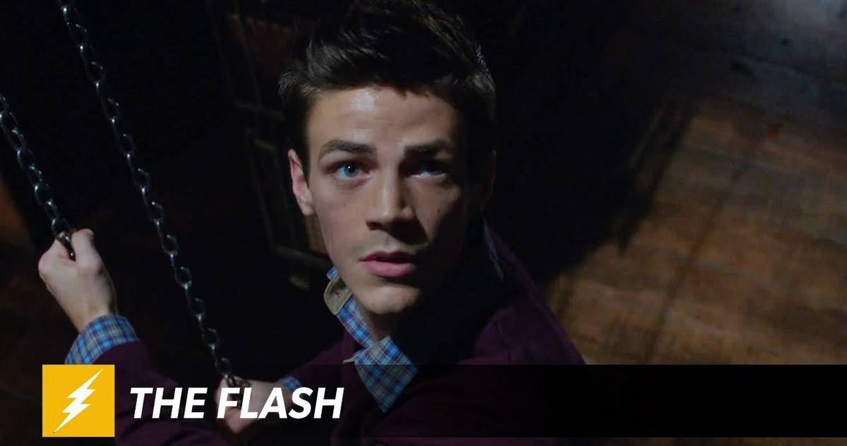 Flash Clip Recreates an Iconic Comic Book Moment