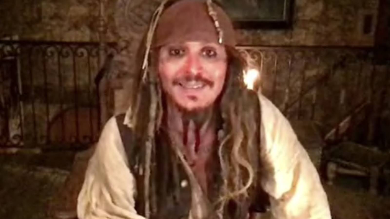 Johnny Depp Suits Up as Captain Jack Sparrow for Virtual Children's ...