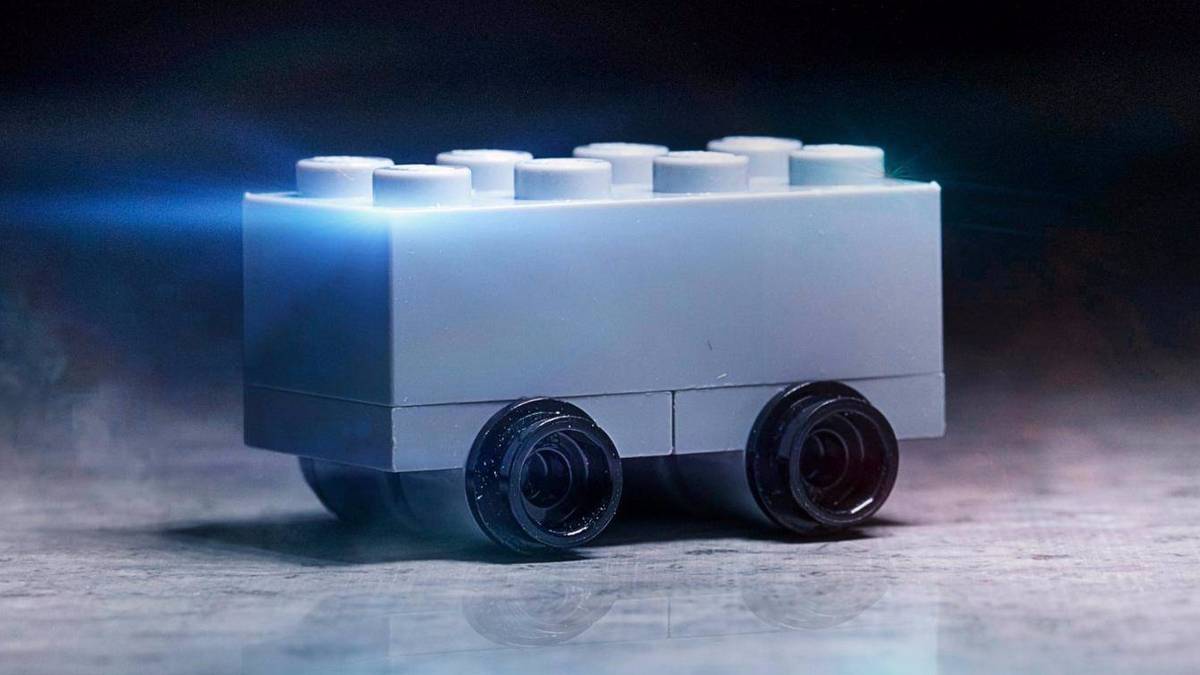 LEGO Just Pwned Tesla with Their Own Cybertruck