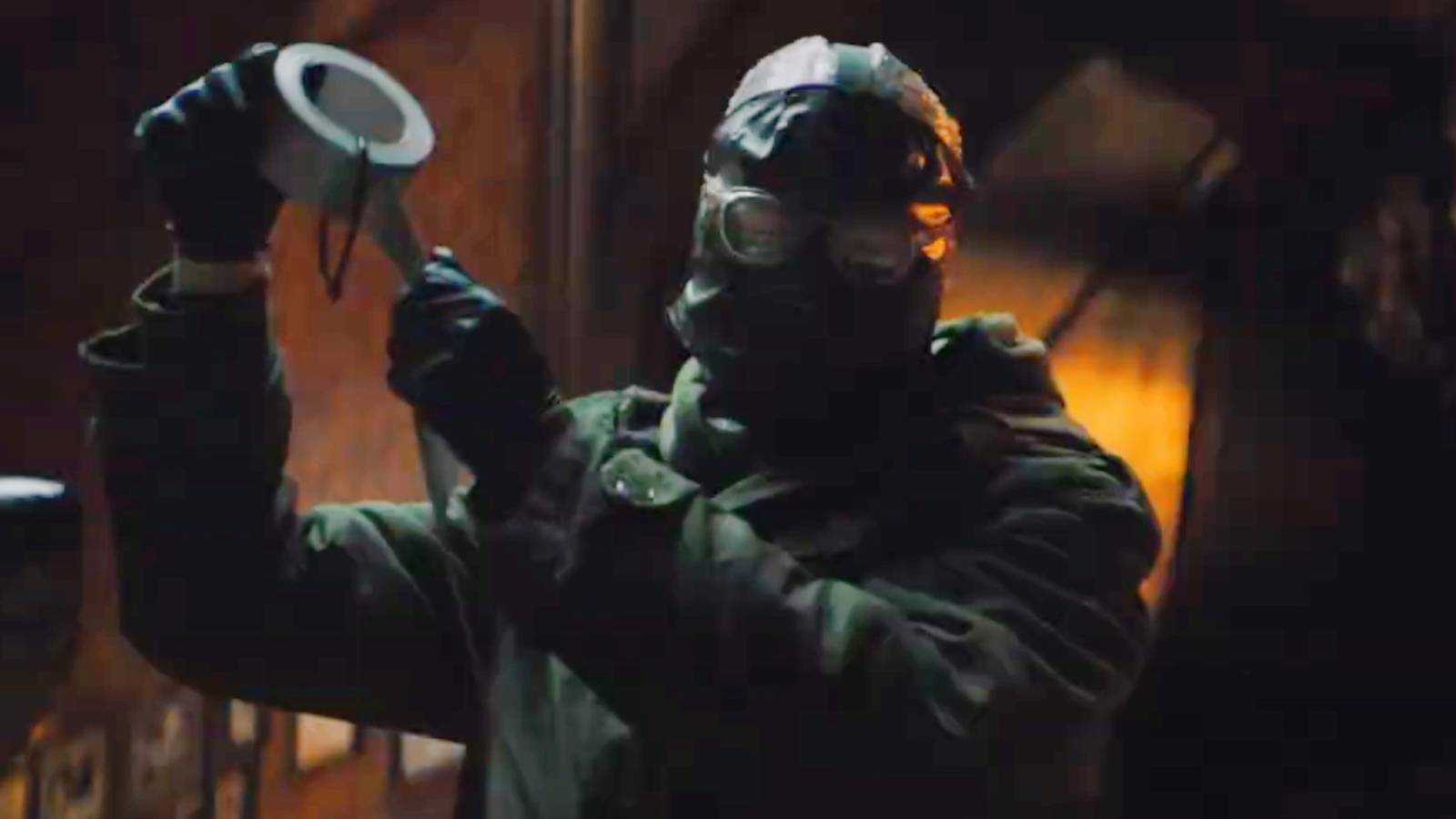 Paul Dano's Riddler Emerges in The Batman Teaser Photos