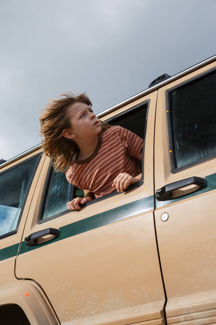 Pete's Dragon Trailer #2 Fully Reveals Elliott the Dragon